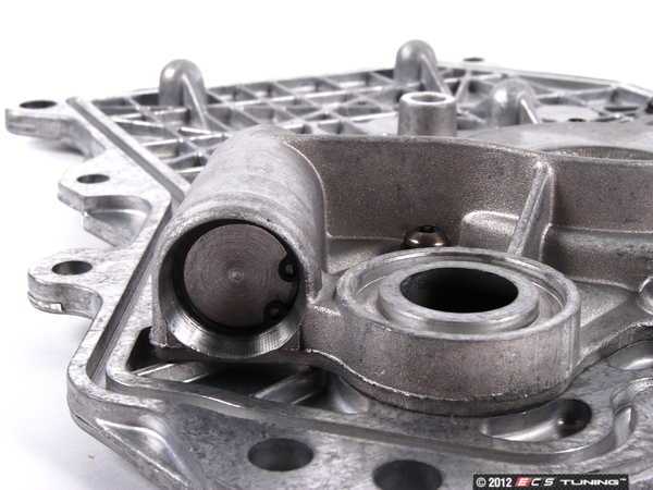 Genuine MINI - 11142463752 - Timing End Cover With Oil Pump (11-14-2 ...