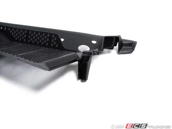 Genuine Volkswagen Audi - 1H1819415BB41 - Windshield Water Deflector ...