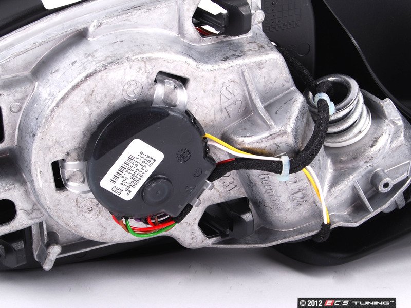 Genuine BMW - 51167282572 - Mirror Assembly - Right (51-16-7-282-572)