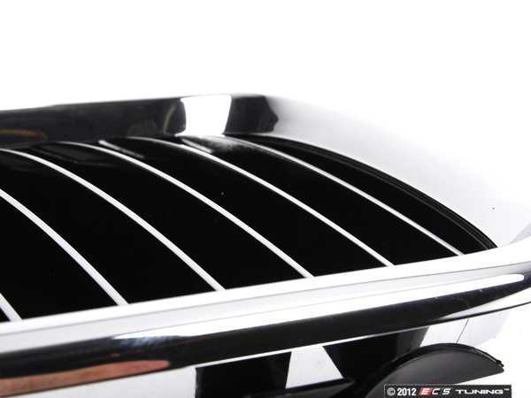 Genuine BMW - 51138412950 - Kidney Grille - Right (51-13-8-412-950)