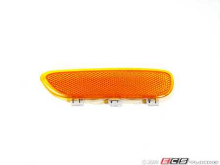 Genuine BMW - 63148383012 - Front Bumper Reflector - Right (63-14-8-383 ...