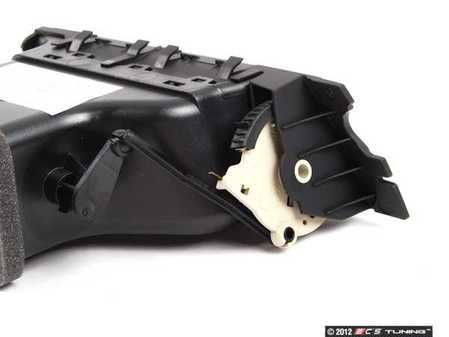 Genuine BMW - 64229130461 - Fresh Air Vent - Left (64-22-9-130-461)