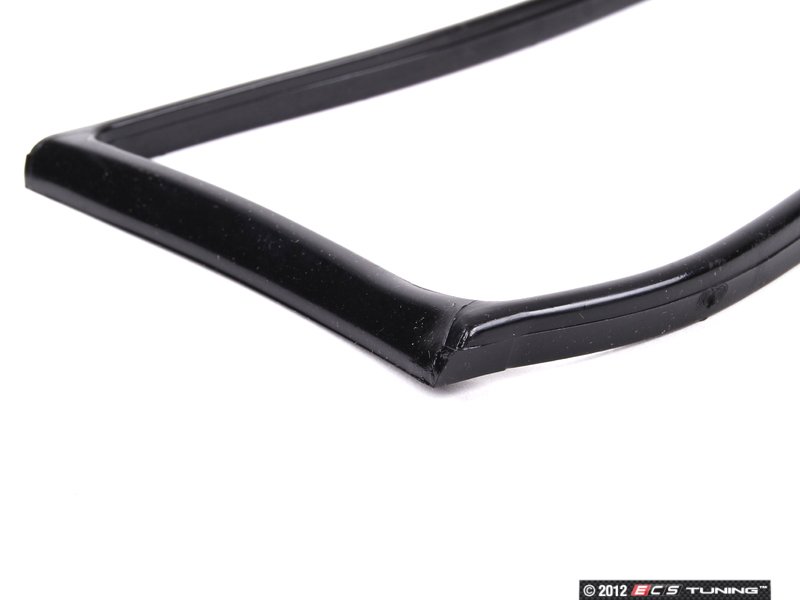 Genuine BMW - 63171386647 - E30 Fog Light Seal (63-17-1-386-647)