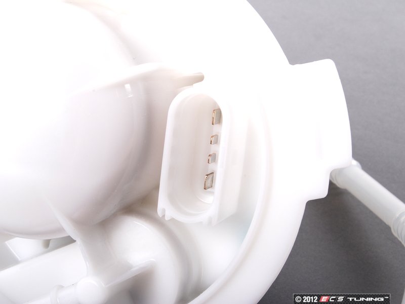 Continental - 95562084100 - Fuel Tank Flange With Integrated Fuel Filter