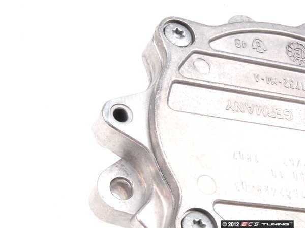 Genuine European BMW - 11667542498 - Vacuum Pump (11-66-7-542-498)