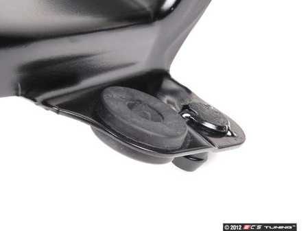 Genuine BMW - 17112229108 - E46 M3 Air Pump And Coolant Reservoir ...