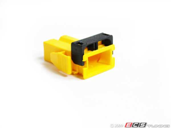 Genuine BMW - 61131378403 - Plug housing - priced each (61-13-1-378-403)