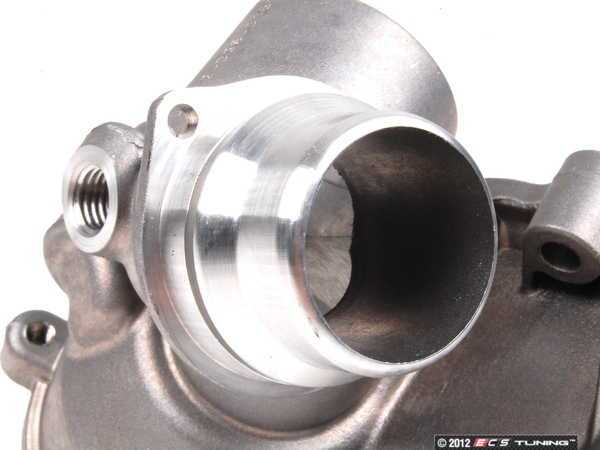 Genuine BMW - 11517586779 - Remanufactured Water Pump (11-51-7-586-779)