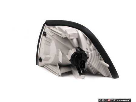 Genuine BMW - 82199403094 - INDIC. WHT. FRT. RTH (82-19-9-403-094)