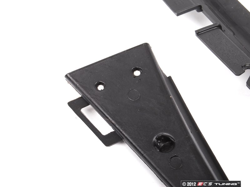 Genuine BMW - 63117162086 - E65 Headlight gasket - right (63-11-7-162-086)