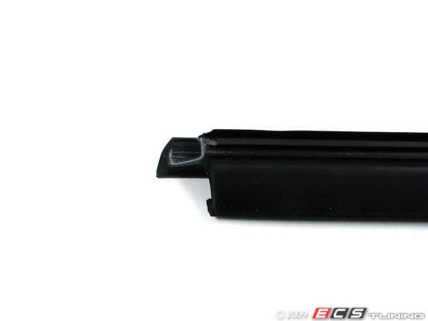 Genuine BMW - 51317017021 - Front Windshield Glazing (51-31-7-017-021)