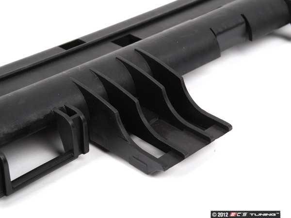 Genuine BMW - 12527532270 - CABLE DUCT, BOTTOM P (12-52-7-532-270)