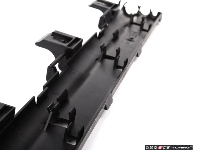 Genuine BMW - 12527532270 - CABLE DUCT, BOTTOM P (12-52-7-532-270)