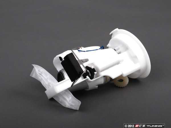 URO - 16146766942 - Fuel Pump Assembly