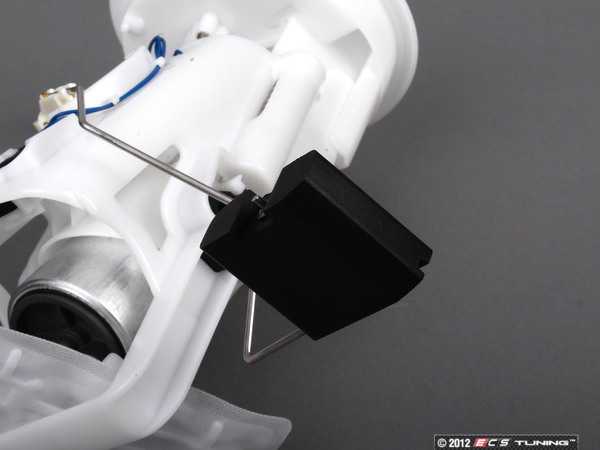 URO - 16146766942 - Fuel Pump Assembly