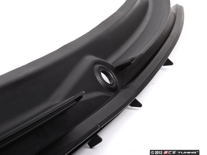 ECS News - Windshield Cowl Replacements BMW E46 Coupe/Convertible