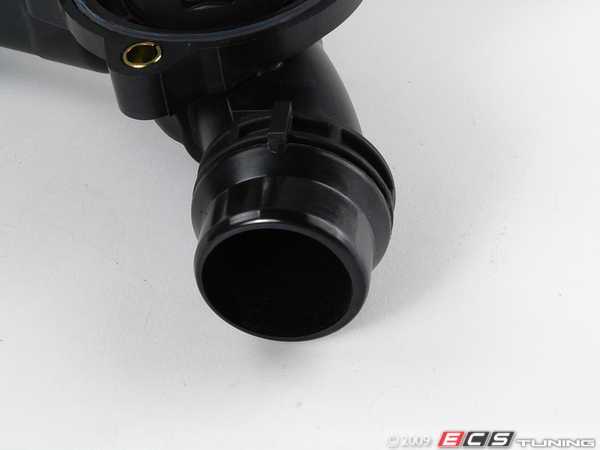 Genuine BMW - 11537509227 - Thermostat With Housing (11-53-7-509-227)