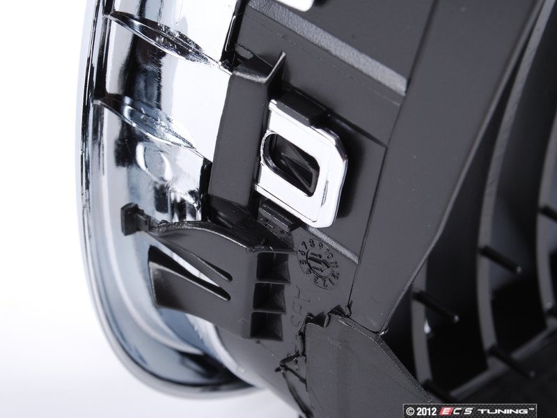 Genuine BMW - 51137005837 - Kidney Grille - Left (51-13-7-005-837)