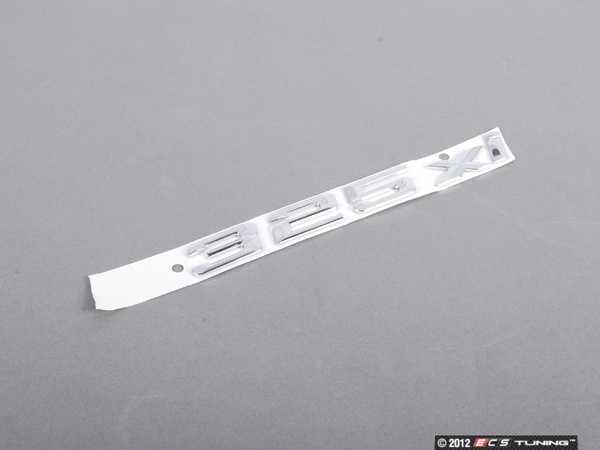 Genuine BMW - 51147032915 - E46 325Xi Sedan/Touring Trunk Emblem (51-14 ...
