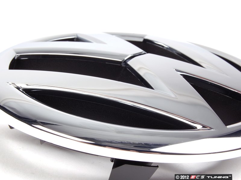 Genuine Volkswagen Audi - 5K0853601FULM - "VW" Front Grille Emblem (5K0 ...