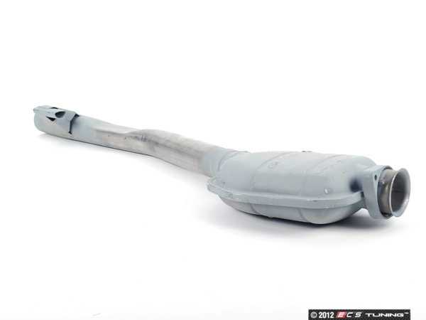 Genuine BMW - 18129068566 - E30 Center Muffler (18-12-9-068-566)