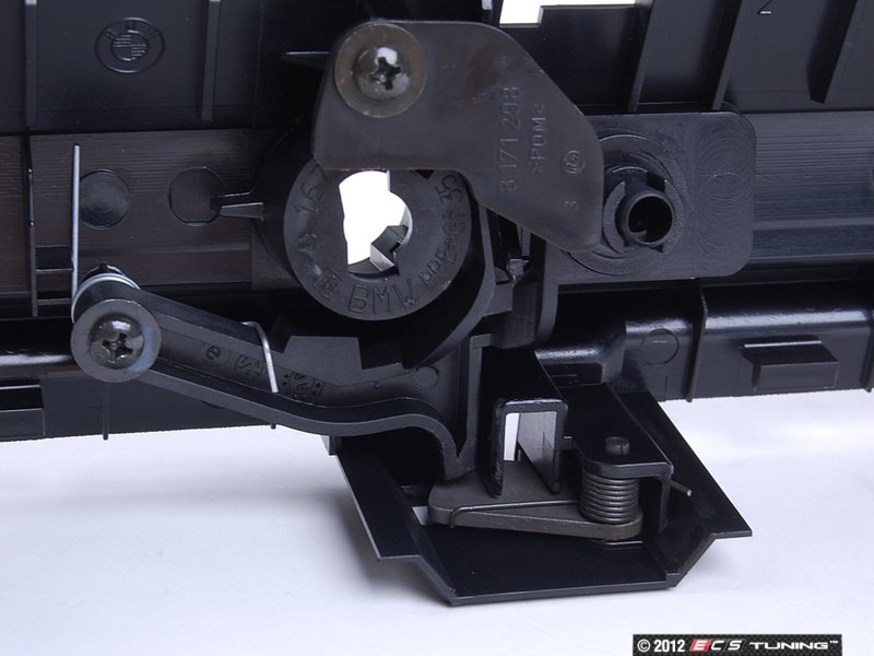 Genuine BMW - 64228183040 - Dashboard Vent Trim - Schwarz/Black (64-22 ...