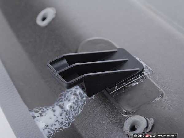 Genuine BMW - 52109166909 - REAR PANEL WITH NET (52-10-9-166-909)