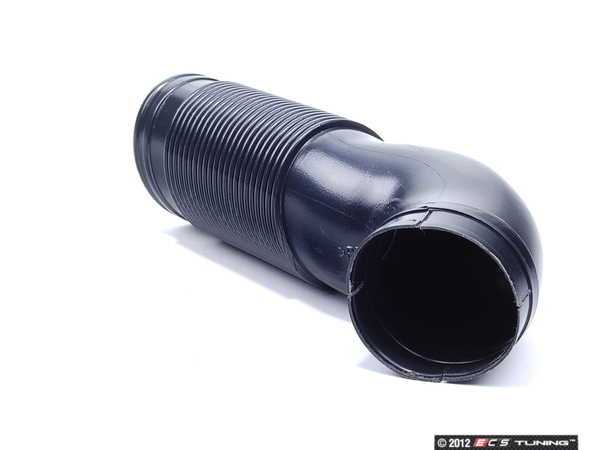 URO - 12311735915 - Alternator Air Duct - Lower