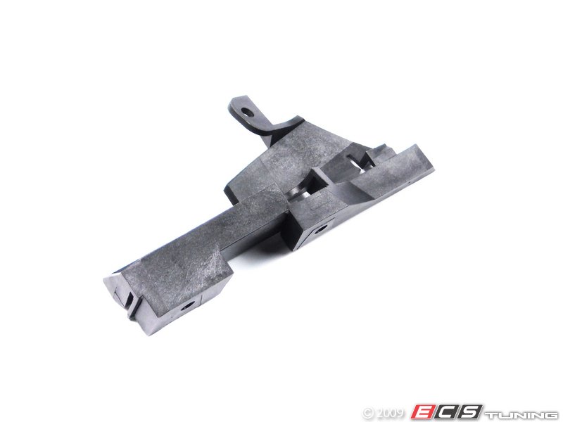 Genuine BMW - 51117030617 - E46 Bumper Guide - Left (51-11-7-030-617)