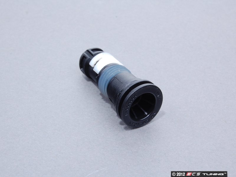 Genuine BMW - 61138366636 - PLUG HOUSING (61-13-8-366-636)