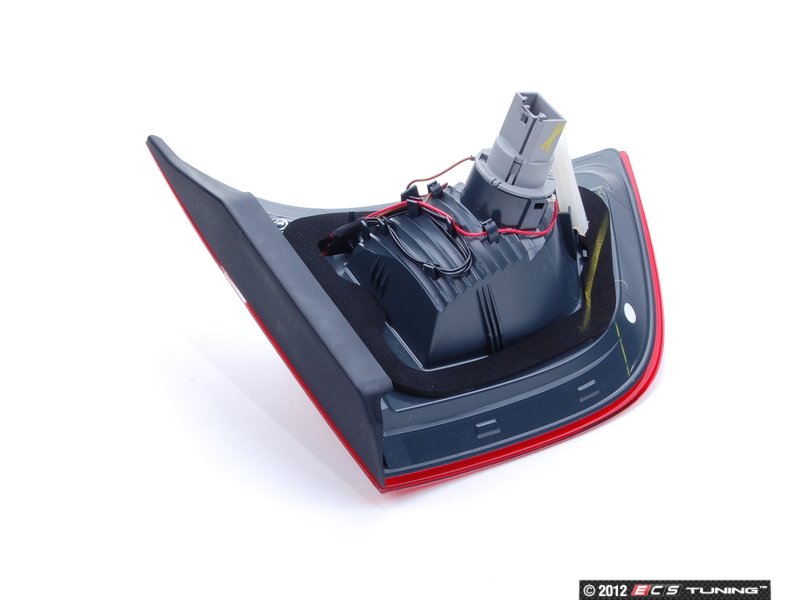 Genuine BMW - 63217295006 - Tail Light - Right (63-21-7-295-006)