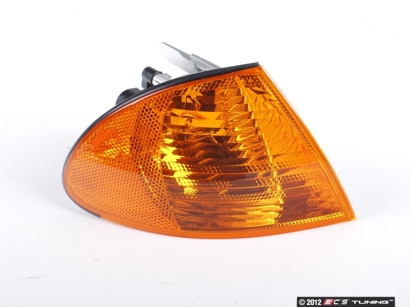 Bosch - 63136902766 - Front Turn Signal Assembly - Right