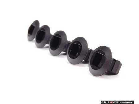 Genuine Volkswagen Audi - 3C8898103 - Complete Fender Hardware Kit (3C8 ...