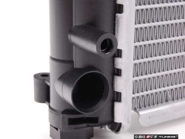 Nissens - 17119071519 - E46 Radiator - Automatic