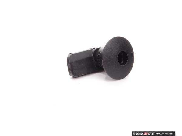 Genuine BMW - 51717064092 - Clip (51-71-7-064-092)