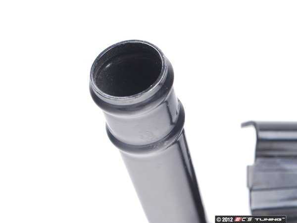 Genuine Volkswagen Audi - 058103213M - Breather Tube - (NO LONGER ...
