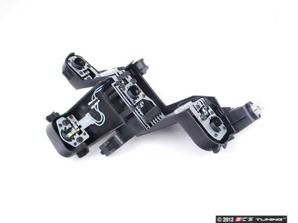 Genuine BMW - 63216923306 - Bulb Carrier - Passenger (Right) (63-21-6 ...