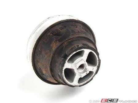 Original Equipment Supplier - 4D0199267 - Engine Mount - Front