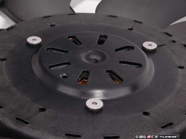 Genuine BMW - 17427543282 - Radiator Cooling Fan Assembly (17-42-7-543-282)