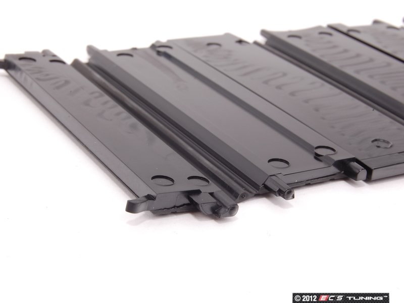 Genuine BMW - 51167039184 - Roller Cover (51-16-7-039-184)