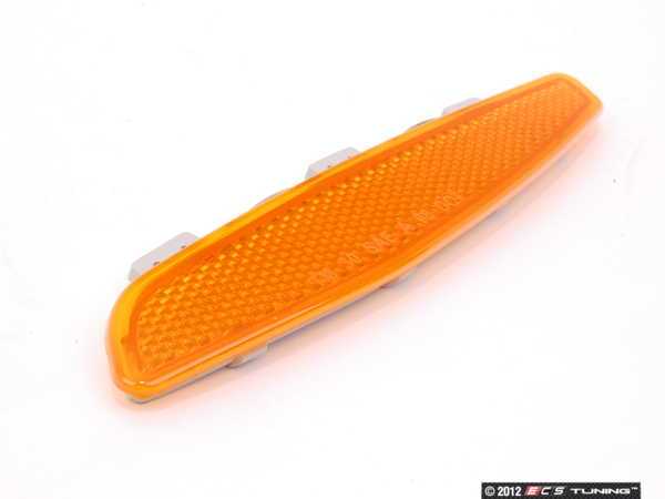 Genuine BMW - 63147839089 - E60 M5 Front Bumper Side Reflector - Left ...