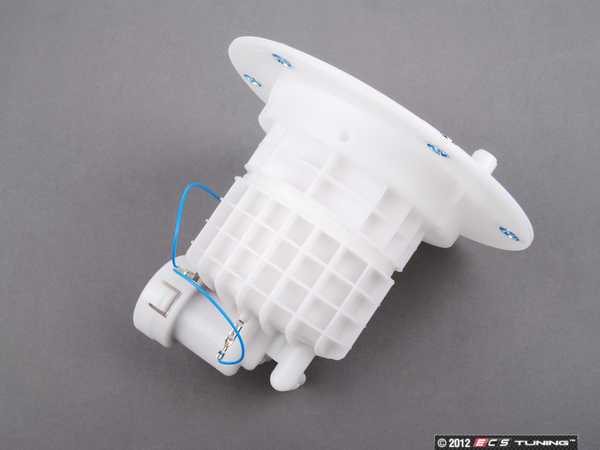Genuine Mercedes Benz - 1714700990 - Fuel Filter Assembly