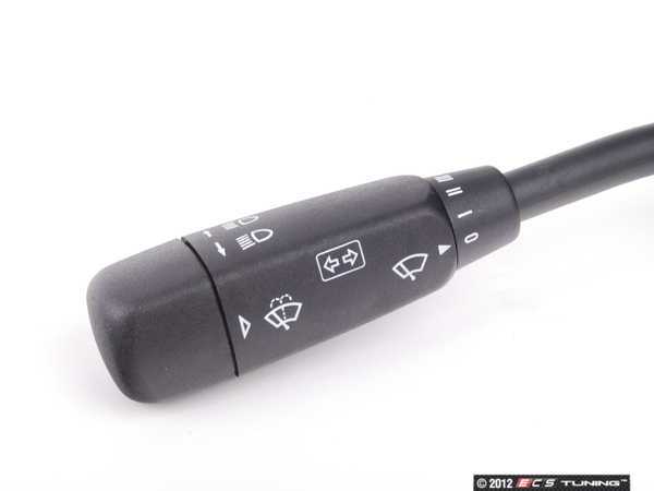 URO - 2025402144 - Turn Signal Switch