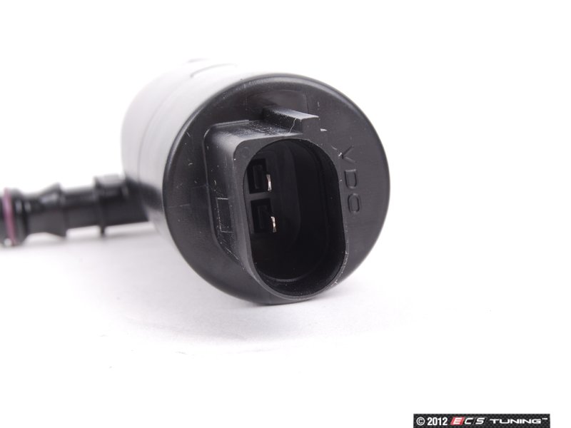 Continental - 67128377430 - Headlight Washer Pump - E46 E9X E39 E60 and ...