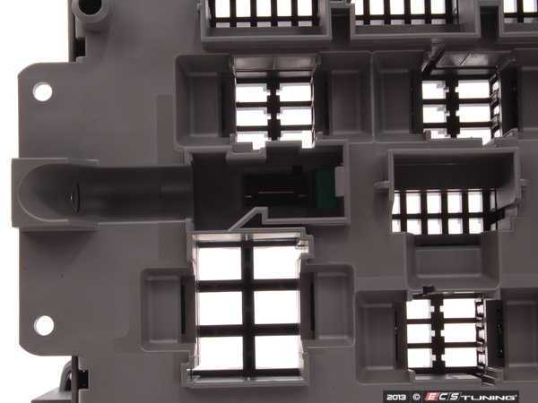 Genuine BMW - 61149119445 - Fuse box (61-14-9-119-445)