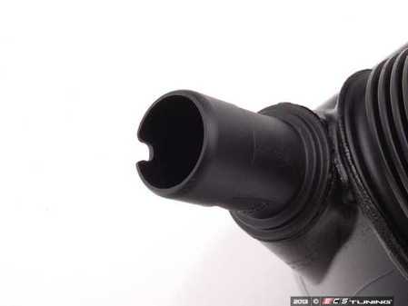 Genuine BMW - 13717556549 - Air Intake Tube (13-71-7-556-549)