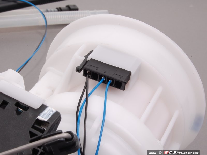 Genuine Mercedes Benz - 2094700994 - Fuel Sending Unit - Left Side