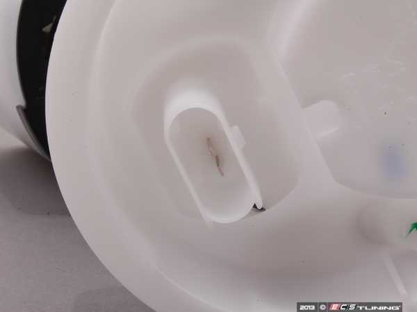 Genuine Mercedes Benz - 2034705594 - Fuel Sending Unit - Right Side