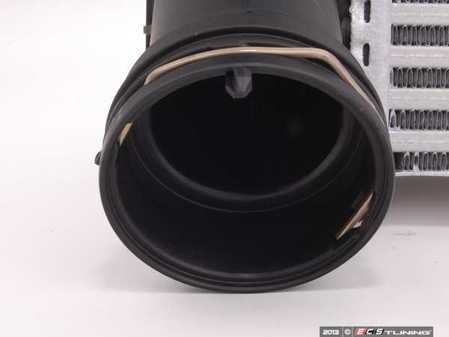 Genuine BMW - 17517809321 - Intercooler (17-51-7-809-321)