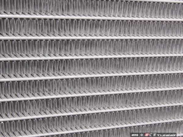 Genuine BMW - 17117533472 - Radiator (17-11-7-533-472)